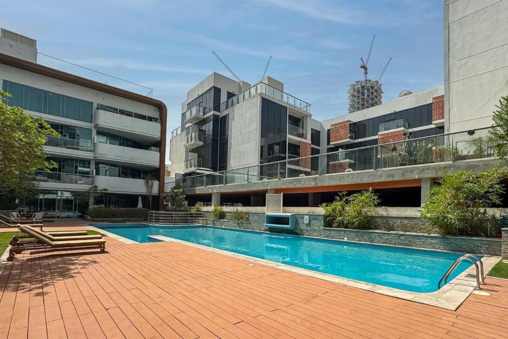 Luxury JVC 2 Bed Duplex with Private Pool and Jacuzzi, Dubai (updated ...