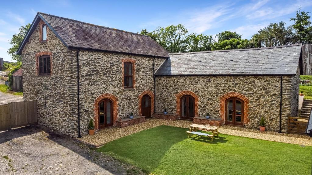 Broomy Barn Brompton Regis، دولفيرتون (أسعار محدثة لعام 2025)