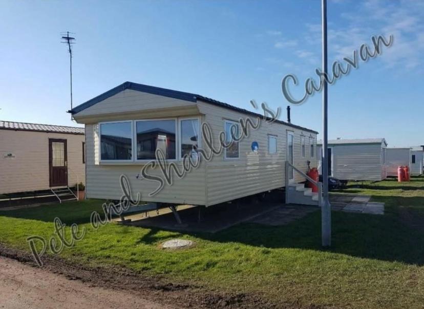 Sharleen&Peters Caravan, Scratby (updated prices 2026)