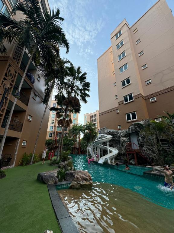 Atlantis condo resort luxe , Jomtien, Pantai Jomtien (harga dikemas kini 2025)