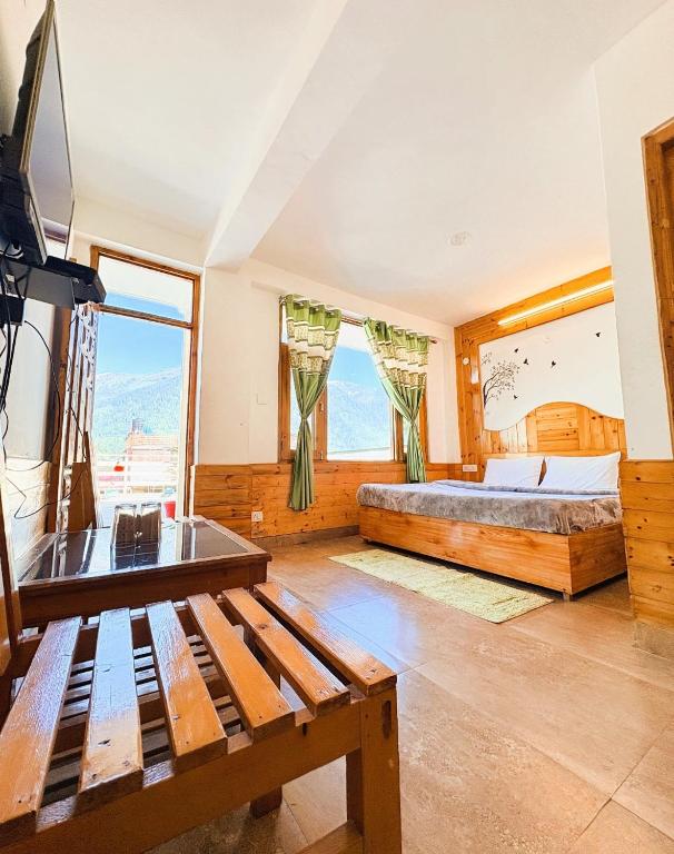 Hotel Mountain View Hill-Top Heaven Resort Cafe And Restuarant, Bashist ...
