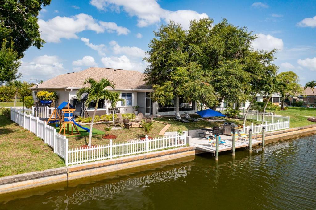 Waterfront House In Paradise At Cape Coral Cape Coral Updated Prices