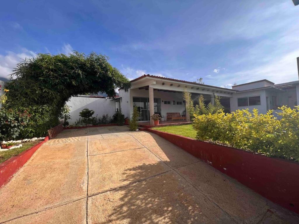 Casa Bambú, en contacto con la naturaleza, Cedro (uppfærð verð fyrir ...