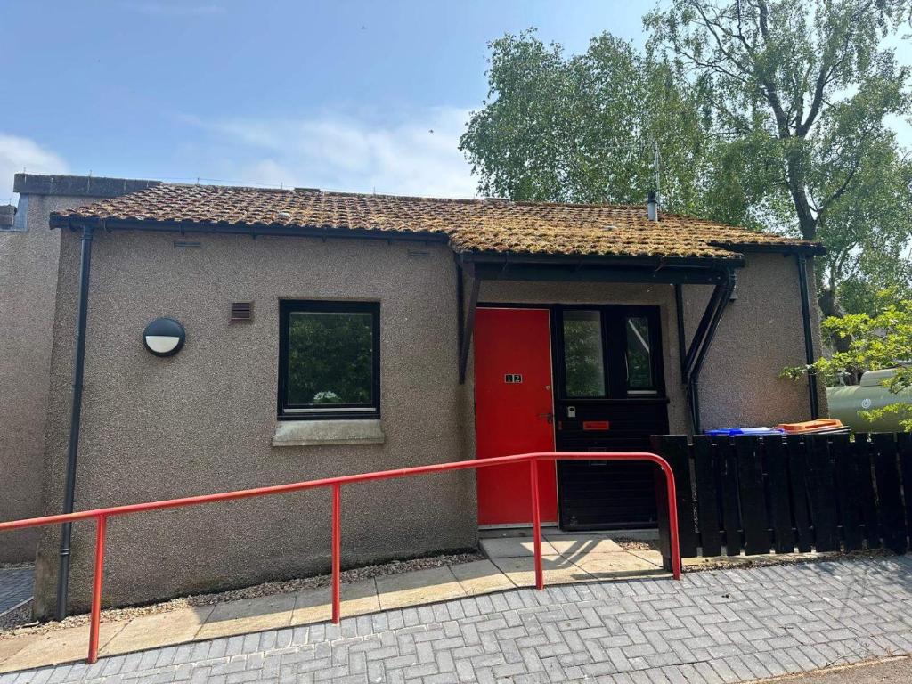 Two bedroom cottage in Lumsden - Contractors, Huntly (updated prices 2025)