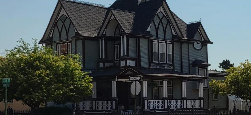 The Bissing House, Hays (updated prices 2025)