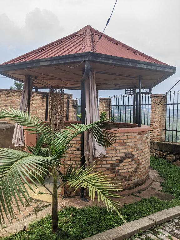 Downtown guest house, Butare (updated prices 2026)