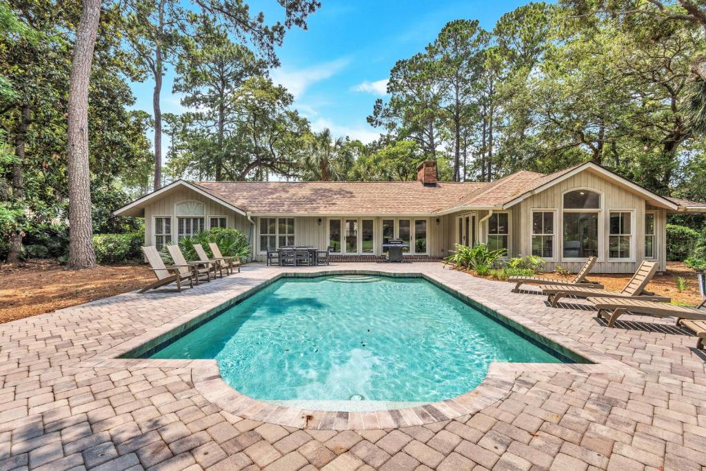 7 Red Maple Road, Hilton Head Island (updated prices 2026)