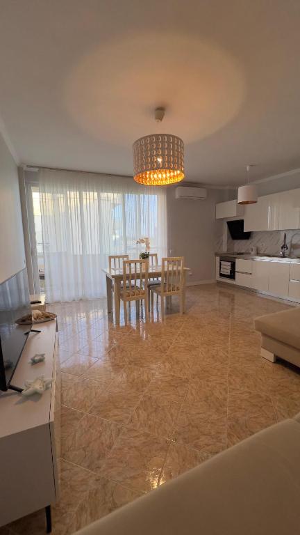 Ajsi Deluxe Apartments, Durrës (updated prices 2026)