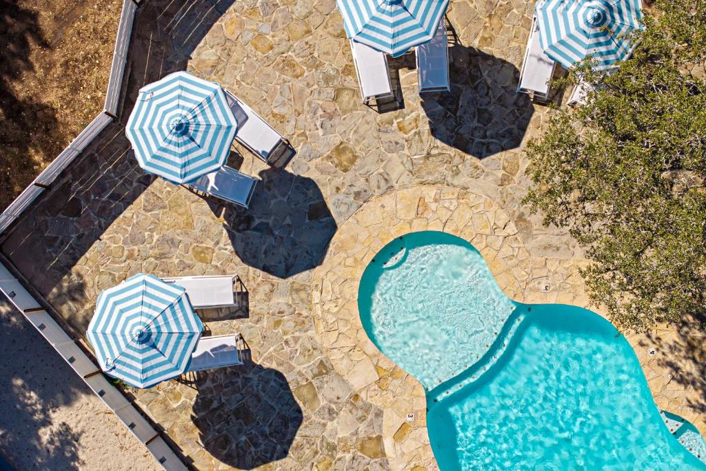 The Claire Hotel, Canyon Lake (updated prices 2026)