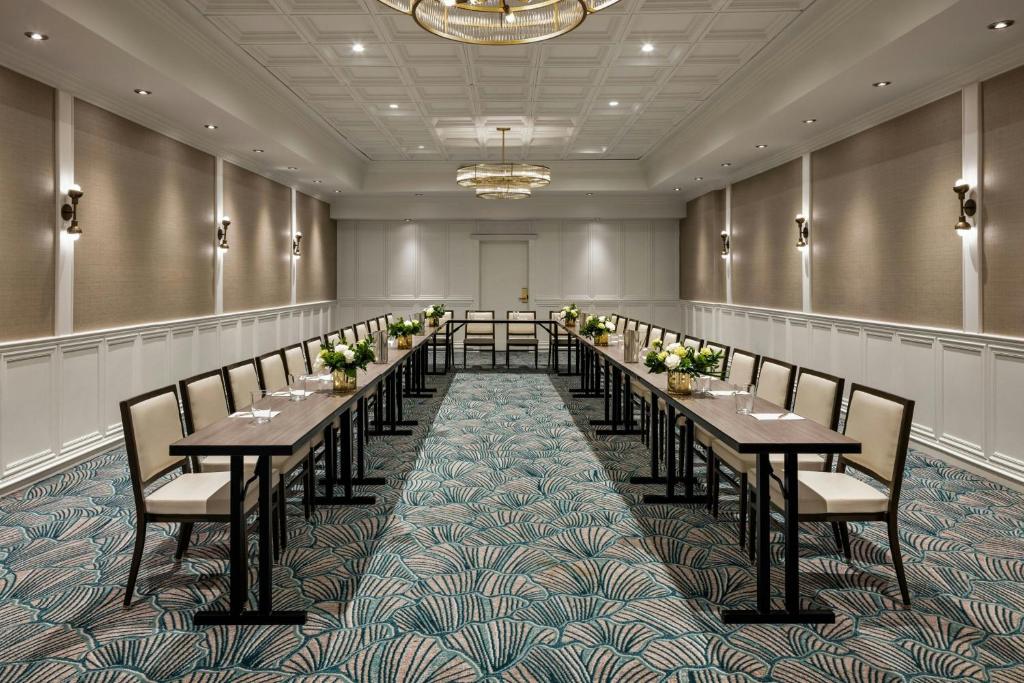 The Talbott Hotel, Chicago (updated prices 2025)