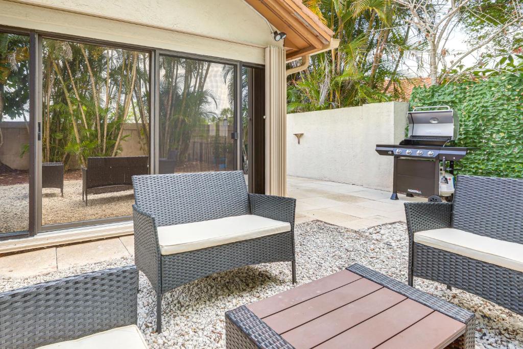 8 Mi to Stuart Beach Home with Pool Access!, Palm City (preços ...