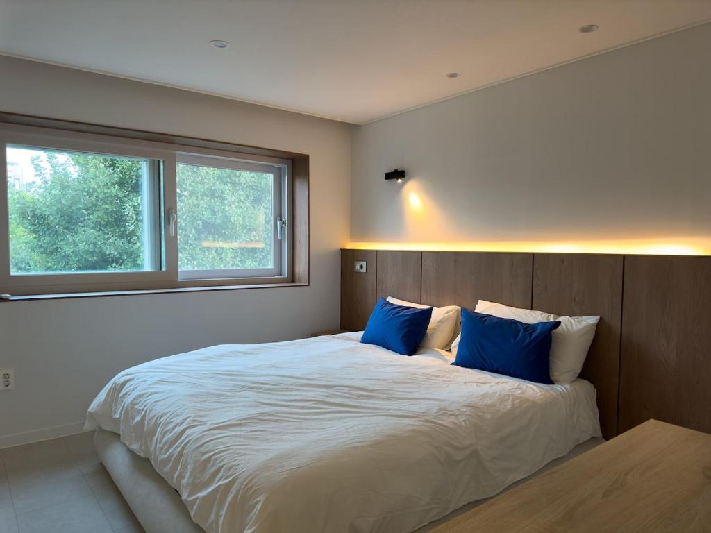 Hello, John - Remodeling, 1 minute walk from DMC Station, Good access ...