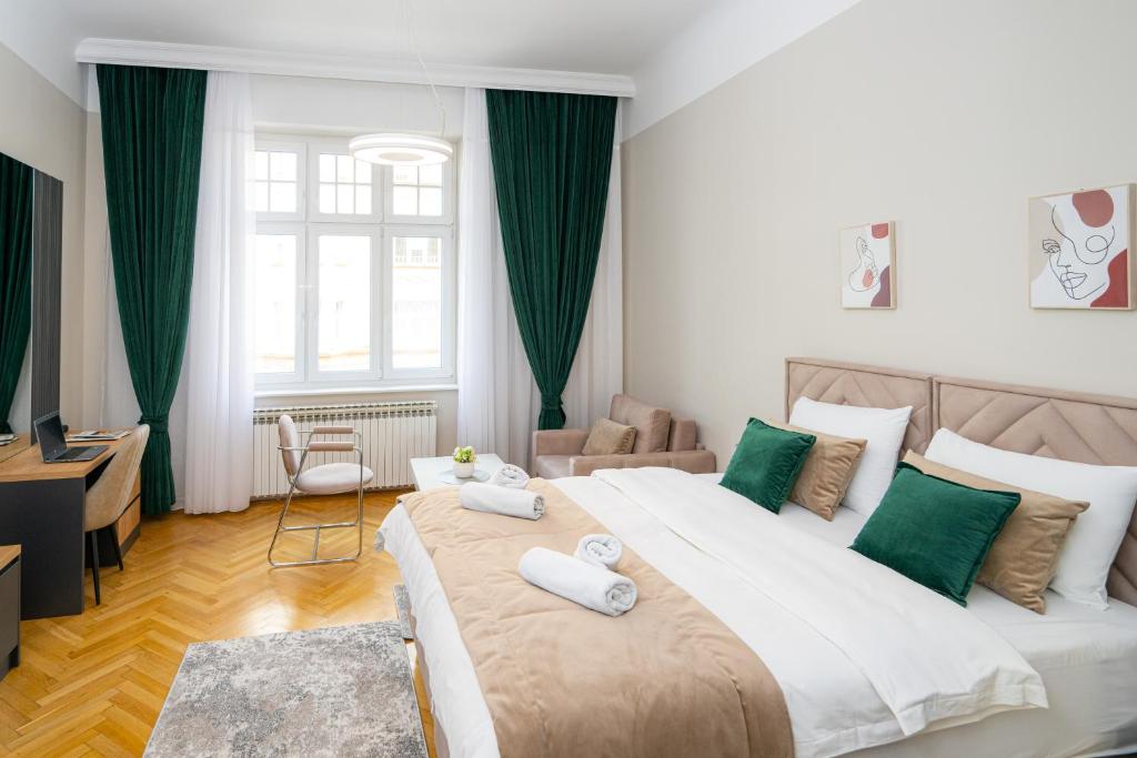 Titova Street Design Triplex, Sarajevo (updated prices 2025)