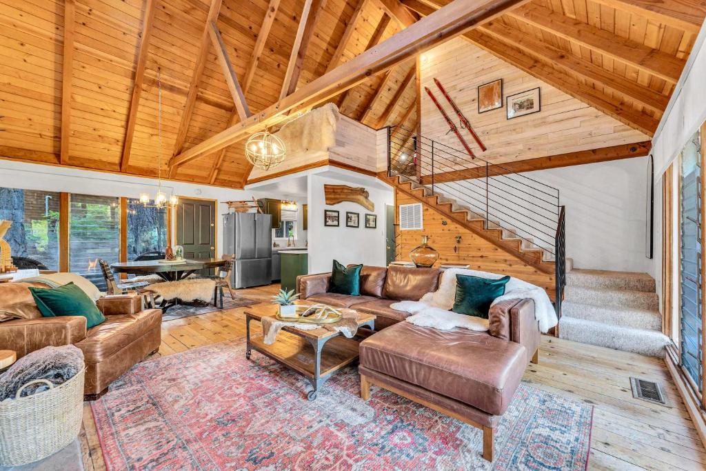 The Rigi Chalet HOA Beach Access Close to town, Tahoe City (precios ...