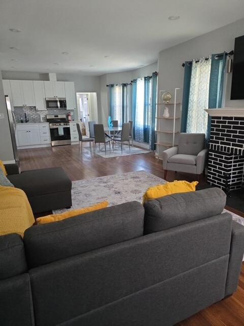 Summer Sunset Hideout 2-4 Bedrooms and 2 Bath, Atlantic City (updated ...