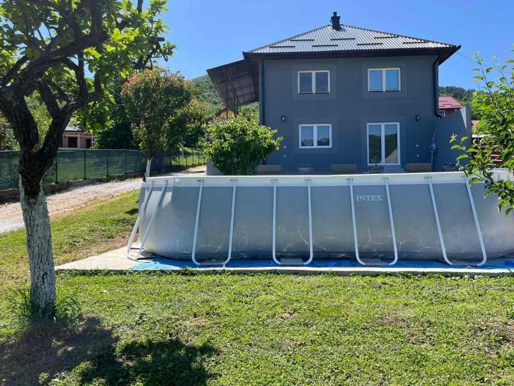 Vila Ali, Krivoglavci (updated prices 2025)