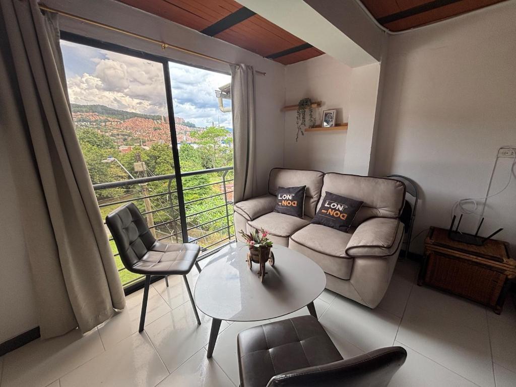 Apartamento Vista Bella en la mitad de Medellin, Medellín ...
