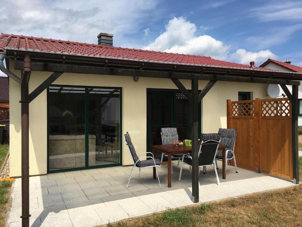 Ferienhaus Pirol am Vilzsee in Mirow, cleaning included, Mirow ...