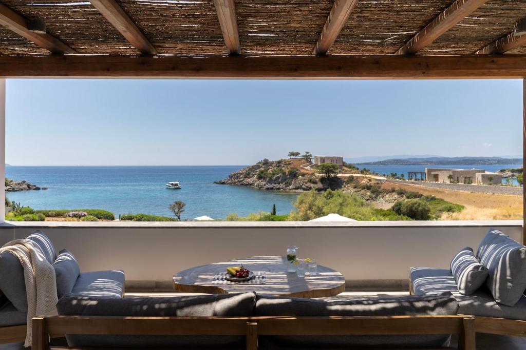 Villa Calma a Beachfront Luxury Retreat, Porto Heli (updated prices 2026)