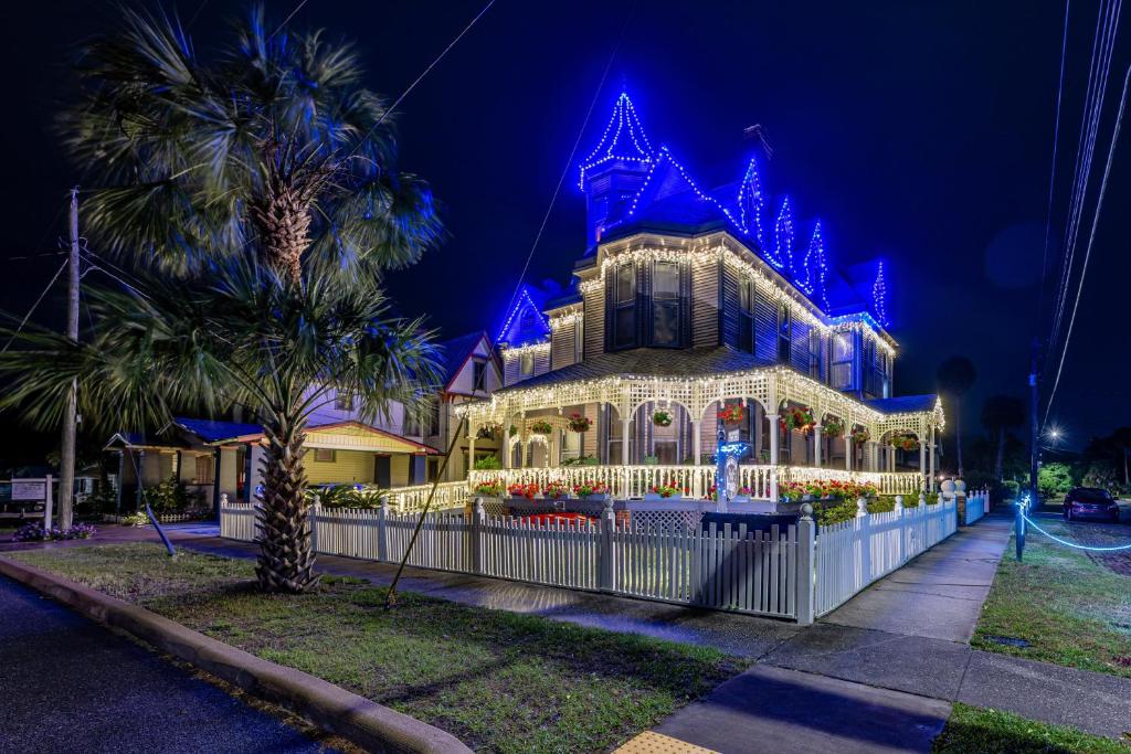 Grand Gables Home 1 Block to St Johns River!, Palatka (updated prices 2026)