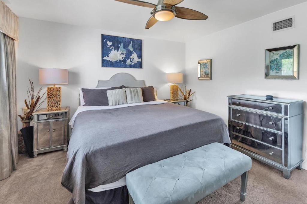 SD Family Oasis Great Location Hot Tub and BBQ, सैन डिएगो की (2026 के ...