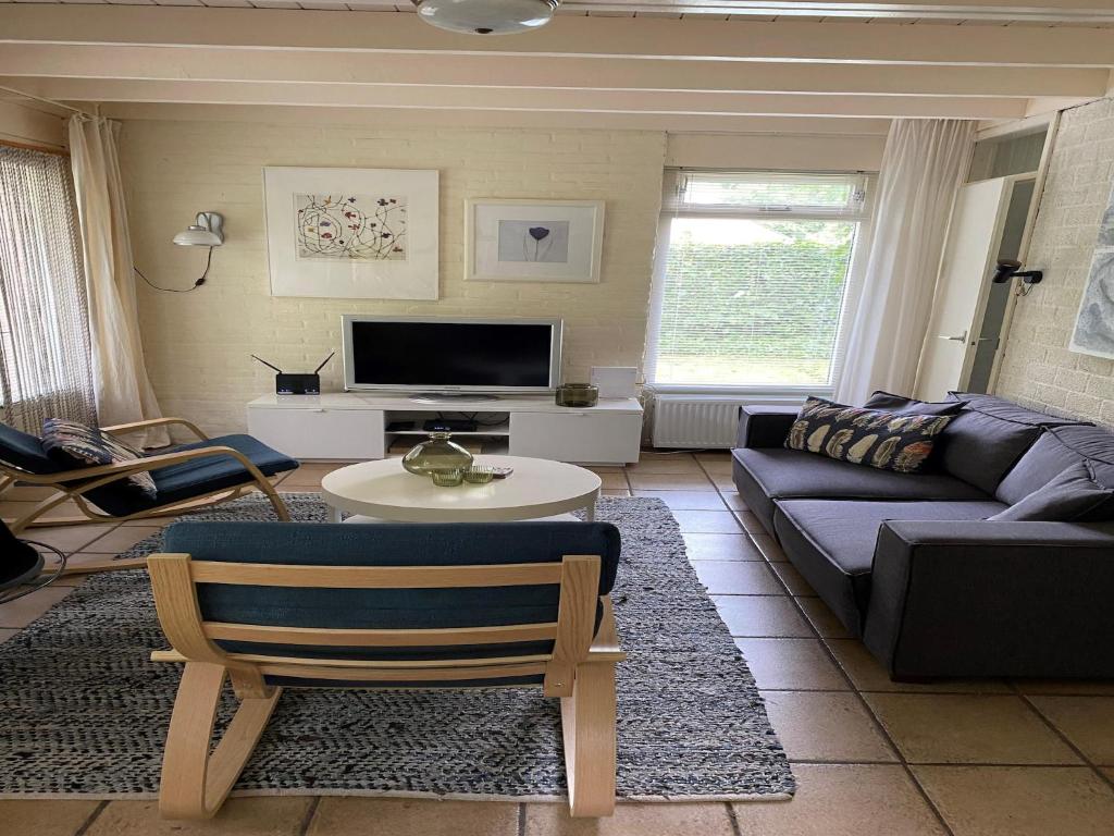 Forest House in Appelscha near National Parks, cleaning included ...