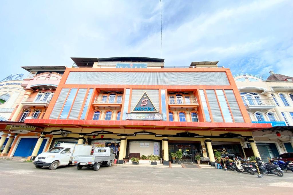 Collection O Batam near DC Mall formerly S Hotel, Tanjunguma (updated ...