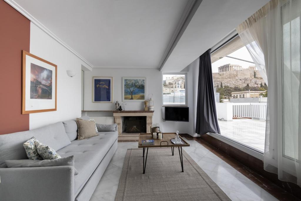 Wake Up to the Acropolis in a Hidden Gem, Athens (updated prices 2025)