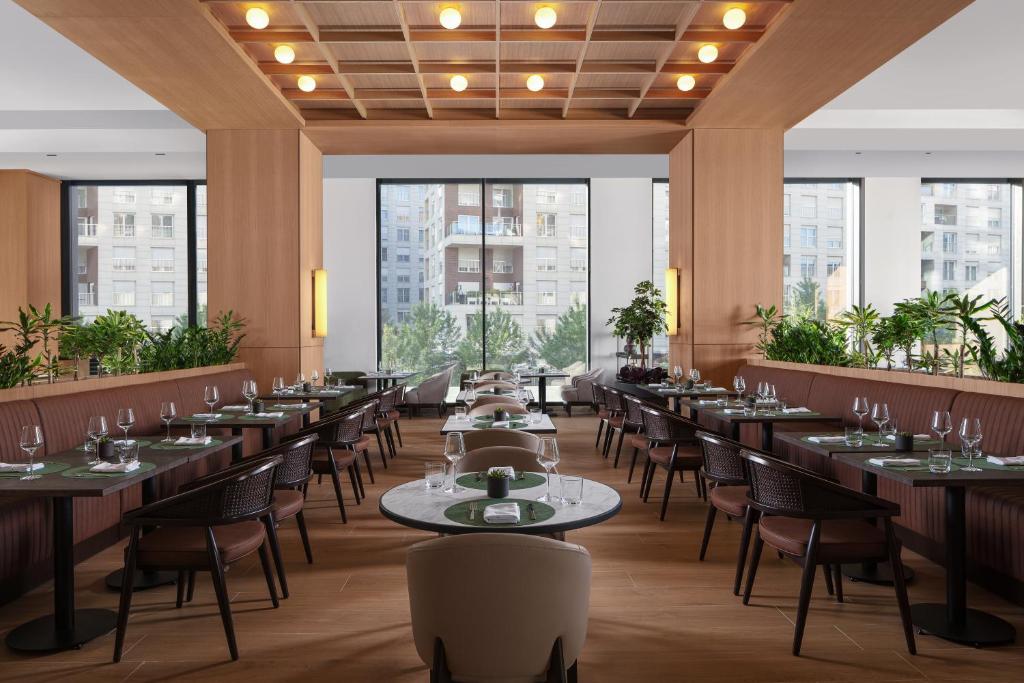 Courtyard by Marriott Prishtina, Prishtinë (updated prices 2025)