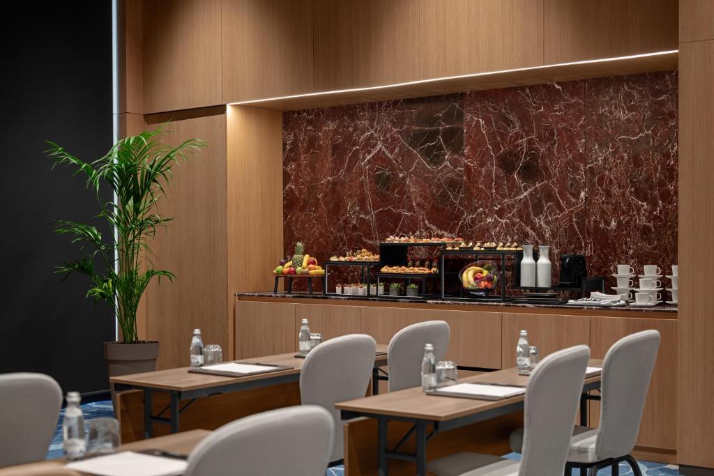 Courtyard by Marriott Prishtina, Prishtinë (updated prices 2025)