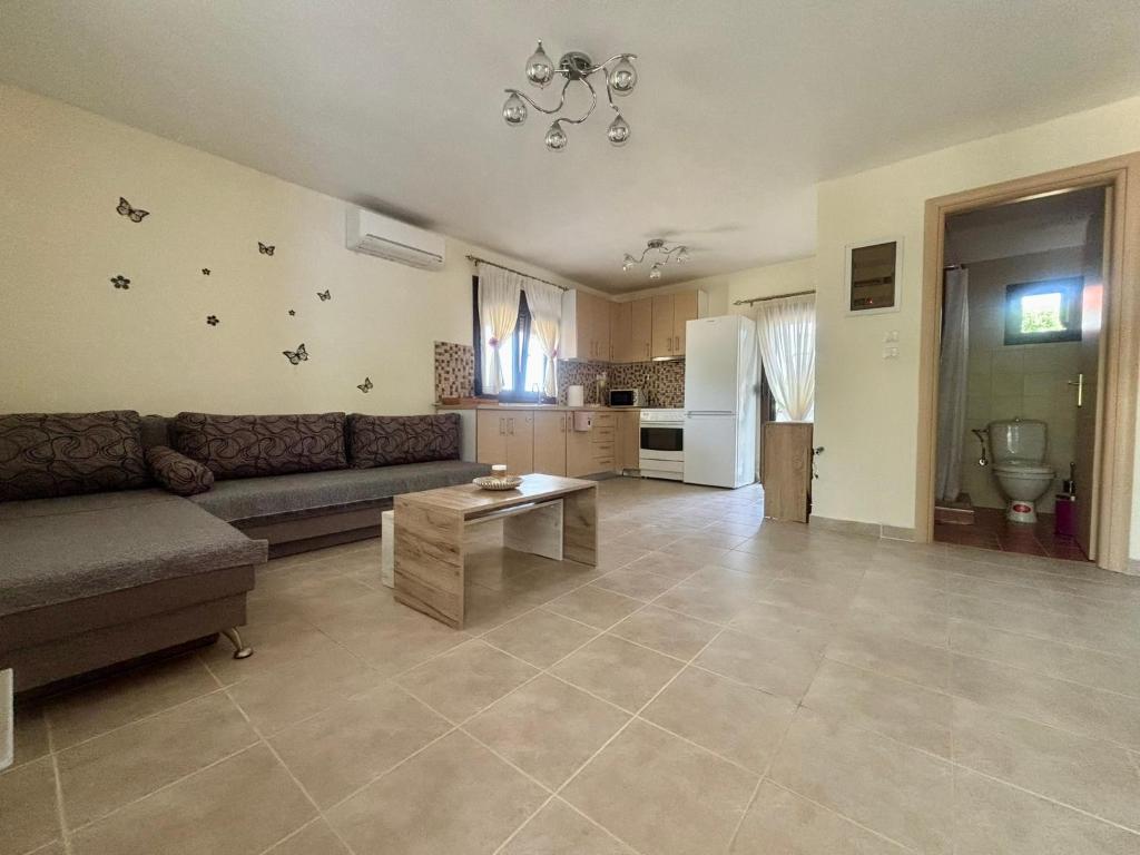 Casa al Mare, Karianí (updated prices 2025)