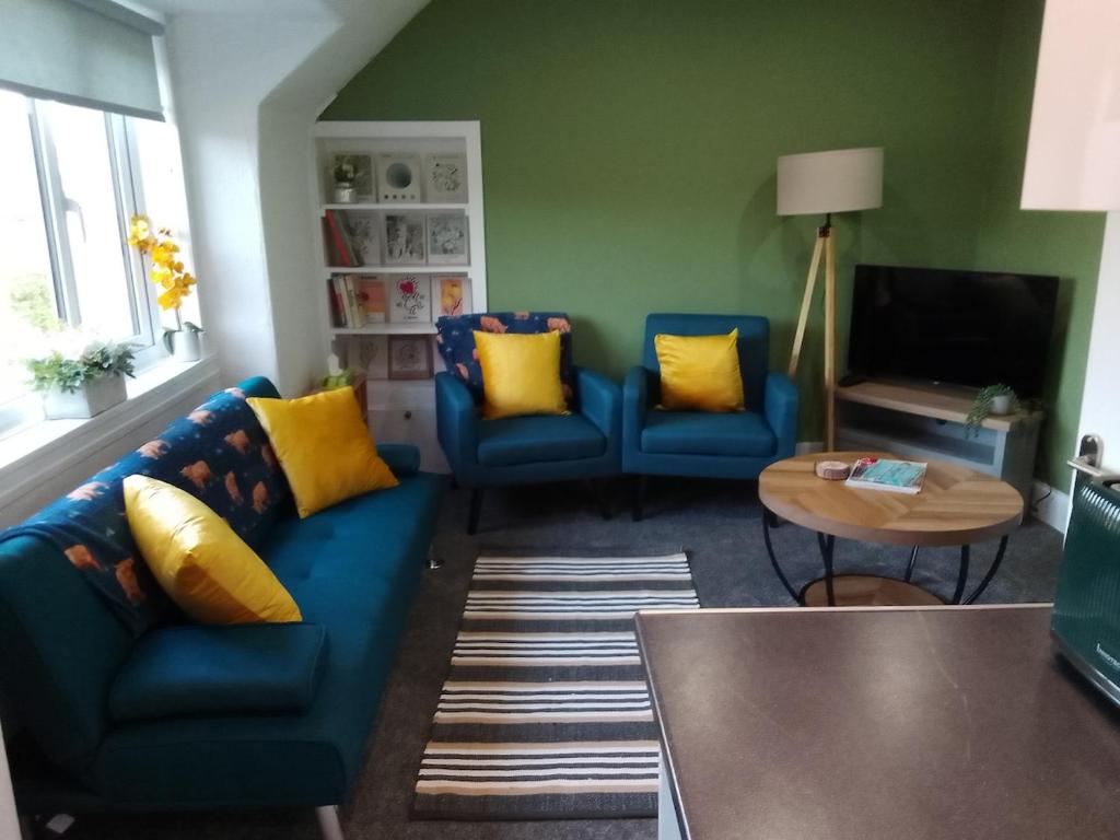 Cosy Crown 1 bedroom flat for up to 4 guests, Inverness (updated prices ...