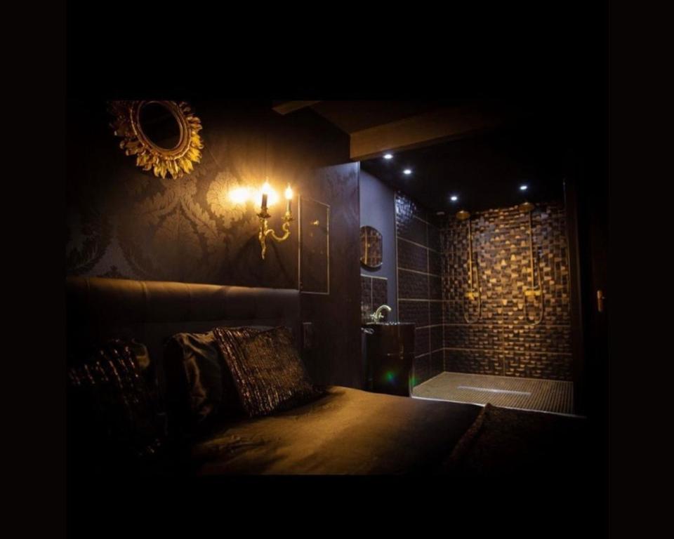 L'évéa Suite Romantique Spa & Sauna, Roquecor (updated prices 2026)