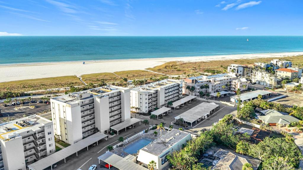 Crescent Royale 108, Siesta Key (updated prices 2025)