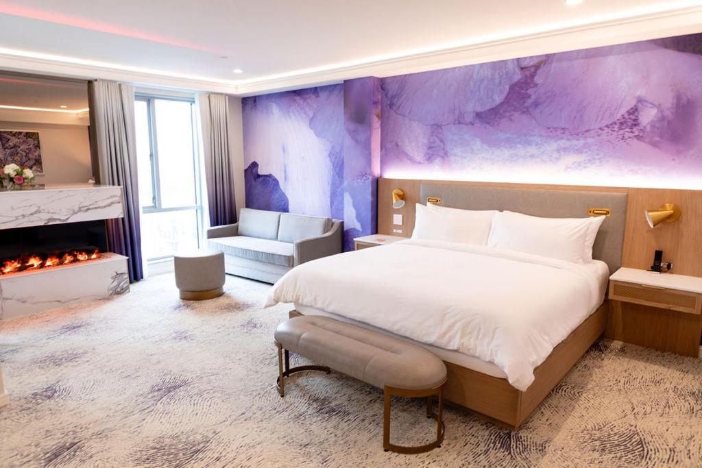 Iris Hotel Boston, Brookline (updated prices 2025)