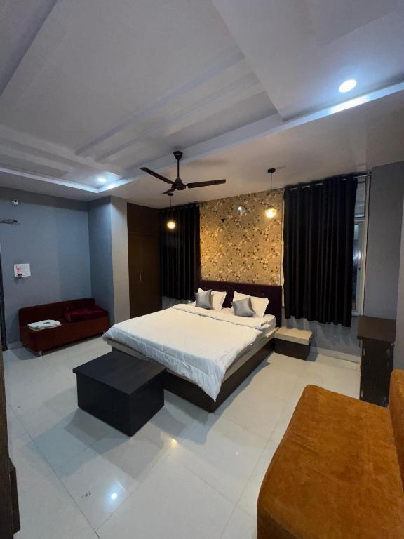 Bal Krishna Residency, Bhawāni Mandi (updated prices 2026)