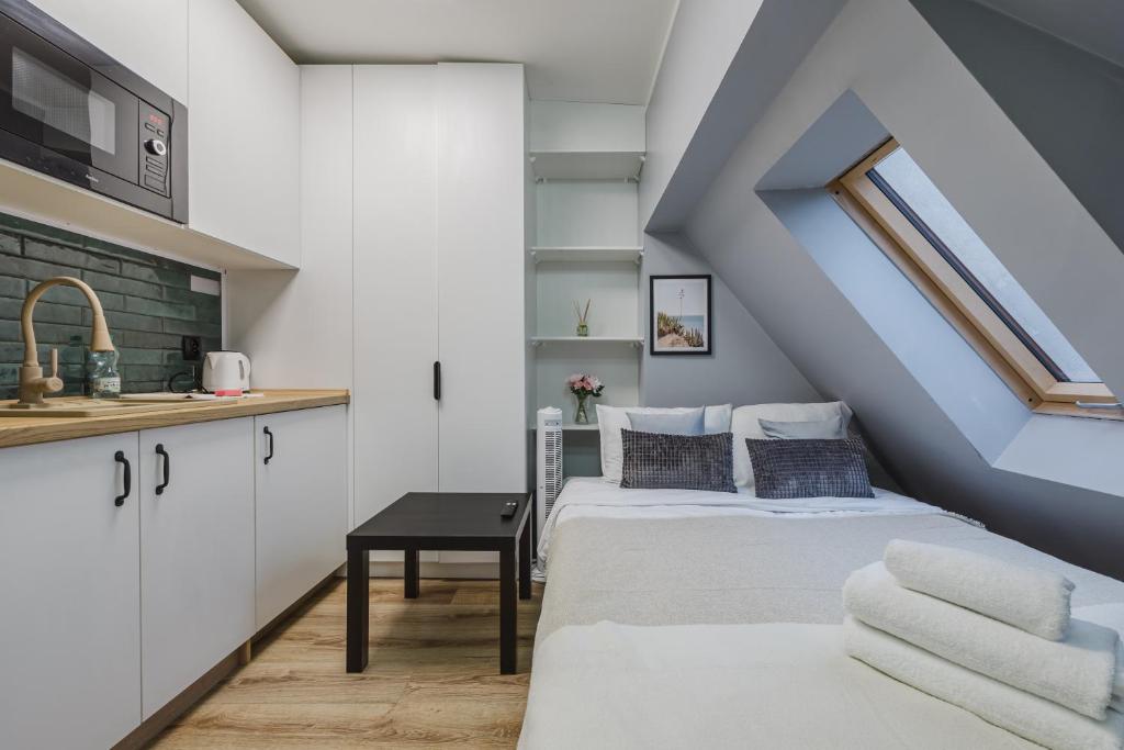 Wilda Chic Grey Apartment By BookingHost, Poznań (preços atualizados ...