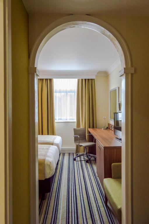 Holiday Inn Leeds Garforth by IHG, Garforth (updated prices 2025)