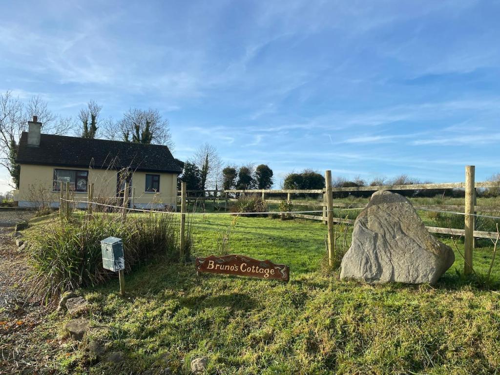 Tranquil rural cottage, Killashandra (updated prices 2026)