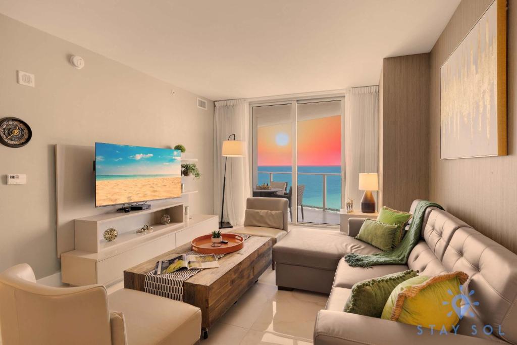 Rooftop Oceanview Balcony Beachfront Resort, Hollywood (updated prices ...