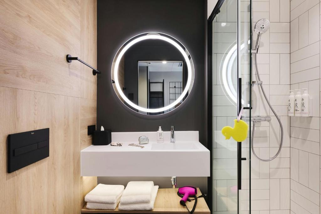 Moxy Warsaw City, Warsaw (updated prices 2025)