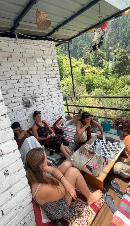 Kasolview Homestay and Peace Inn Cafe, Kasol (updated prices 2026)