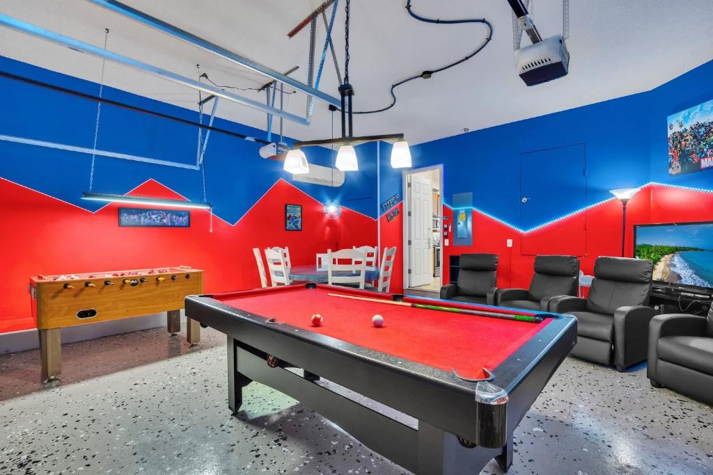 Last Minute Disney Getaway! Private Pool, Hot Tub & Games Room. Book ...