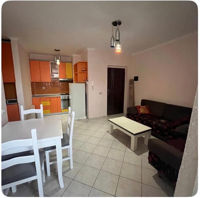 Holiday House, Golem (nove cijene za 2025.)