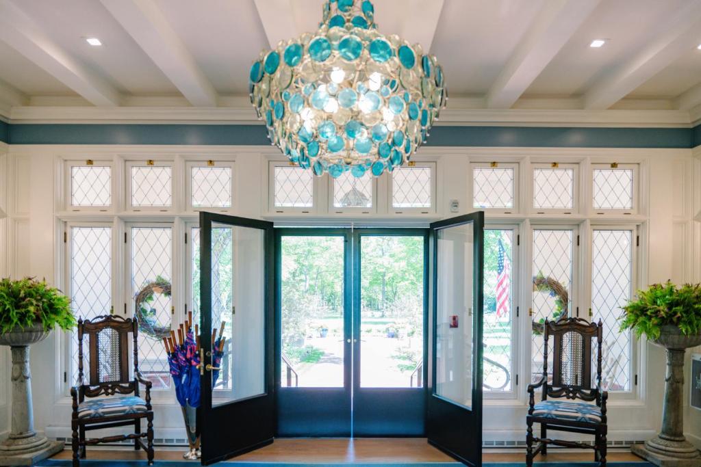 The Inn at Stonecliffe, Mackinac Island (updated prices 2025)