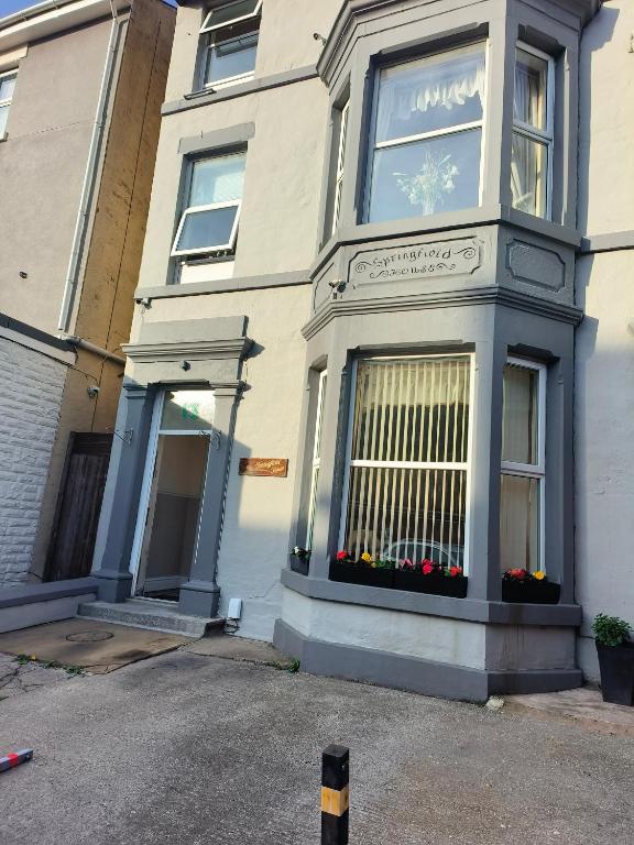 springfield house, Blackpool (updated prices 2026)