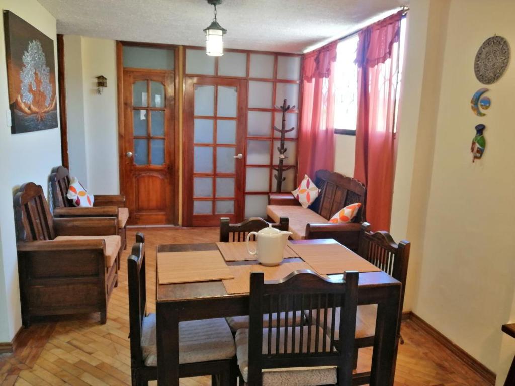 Casa de Maggi, a 10 minutos del Terminal Terrestre Quitumbe, Quito ...