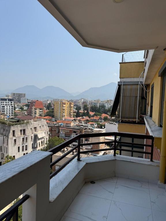 Have fun with it, Tiranë (prisene oppdatert 2025)