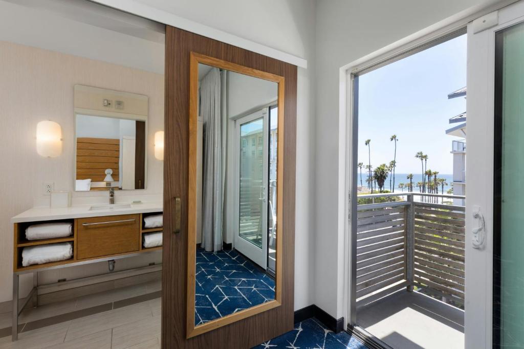 SpringHill Suites by Marriott Oceanside Beach, Oceanside (updated ...