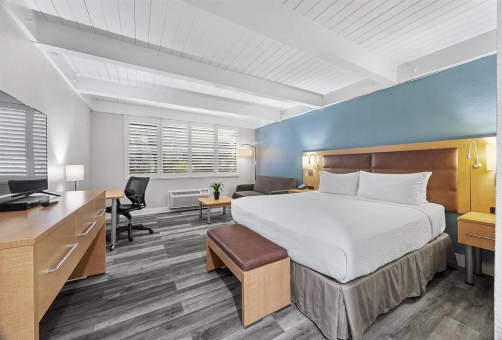 Prodigy Hotel, a Days Inn by Wyndham, Davis (updated prices 2025)